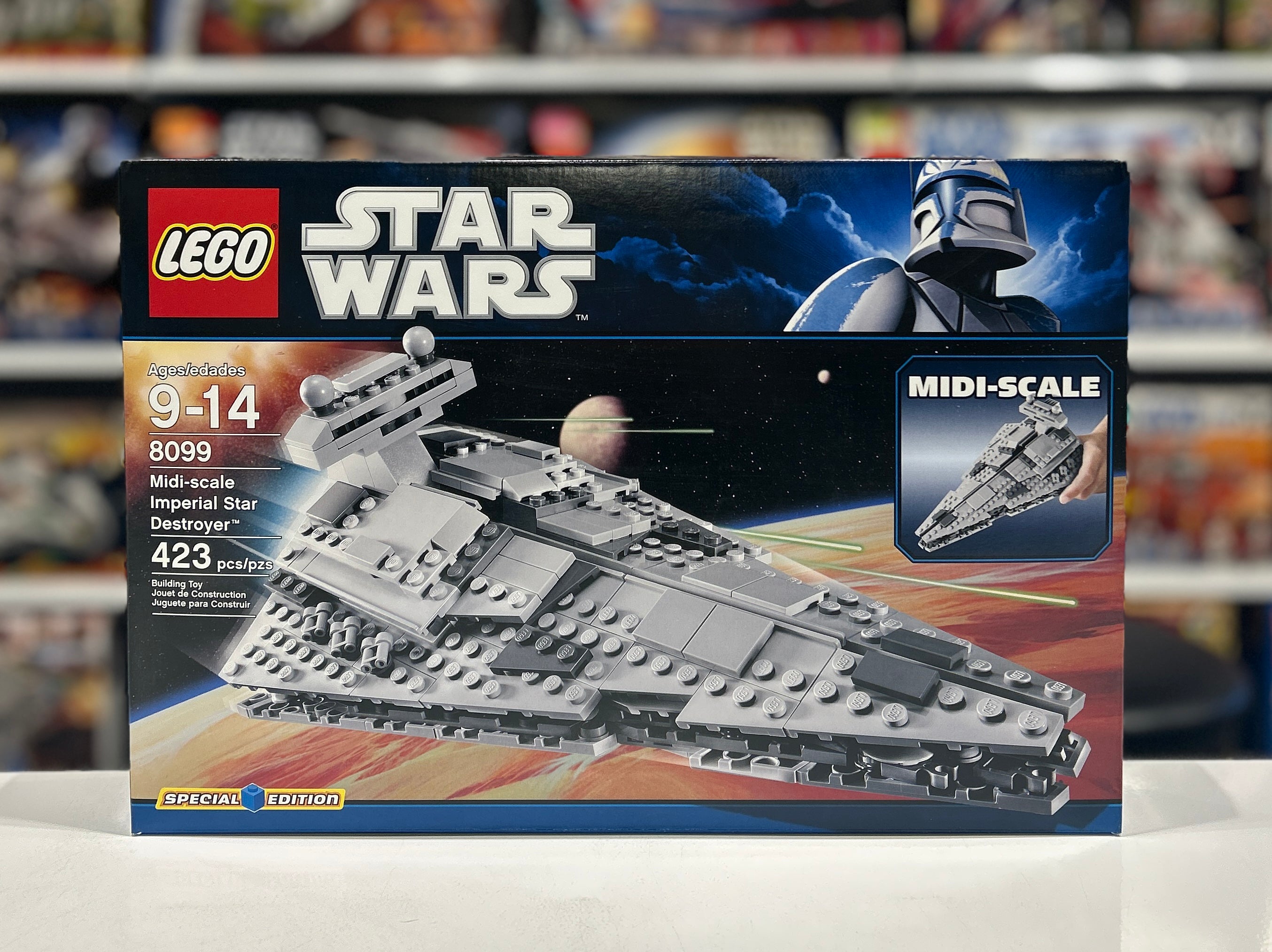 Midi-Scale Imperial Star Destroyer, 8099 – Fargo Brick Company